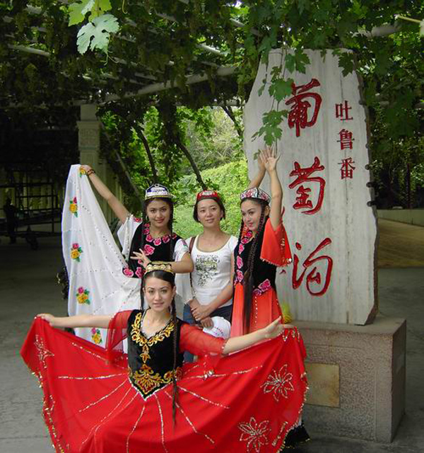 Photo, Image & Picture of Xinjiang Turpan Grape Valley