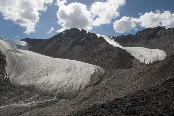 Photo, Image & Picture of Urumqi River Tianshan Mountain No.1 Glacier